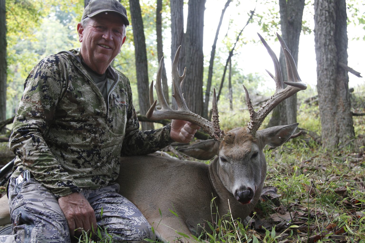 Ohio Trophy Whitetail Deer Guided Hunting Services - Extreme World Class Whitetails of Ohio